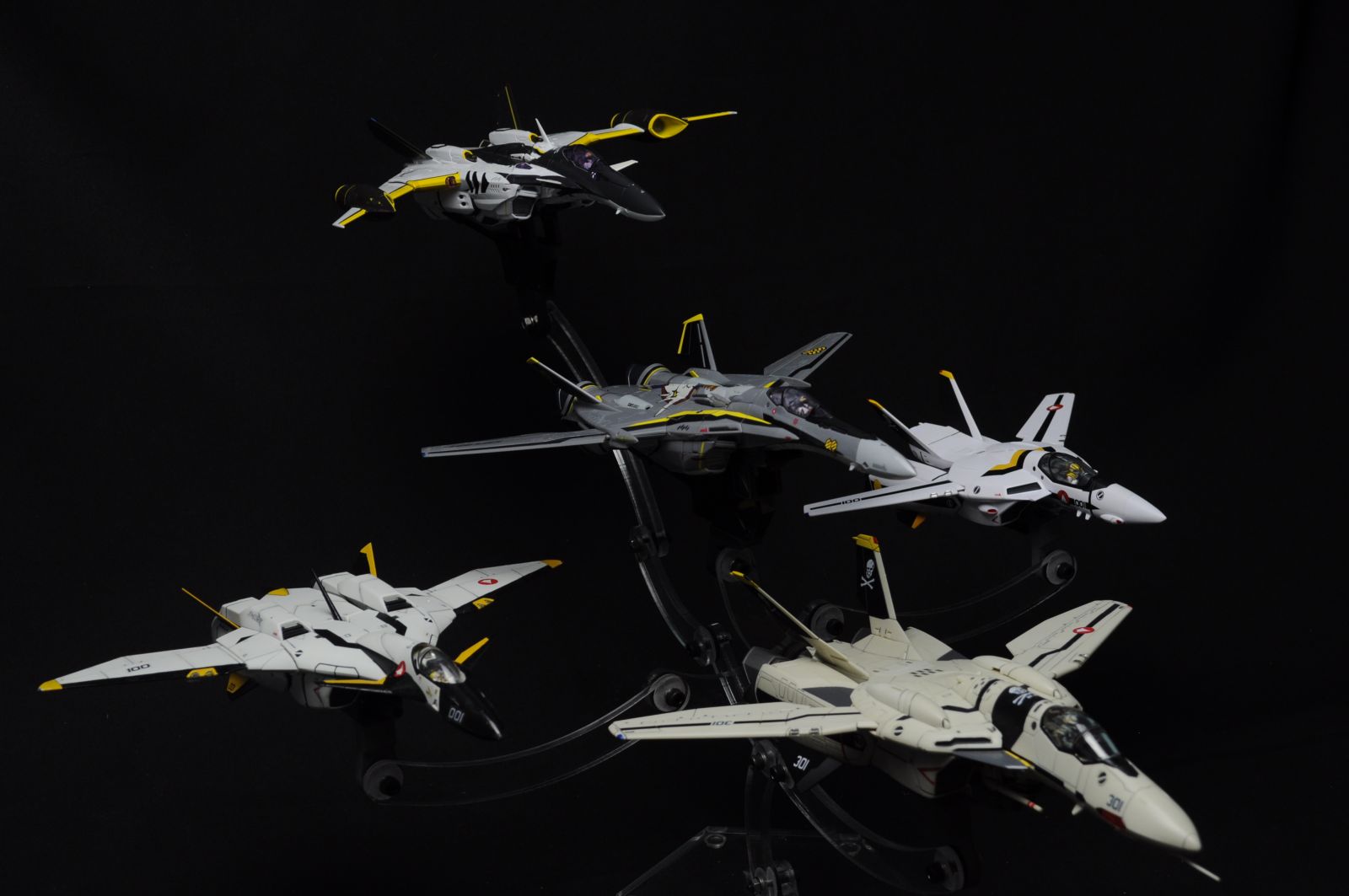 Skulls - Macross Collections - Macross World Forums